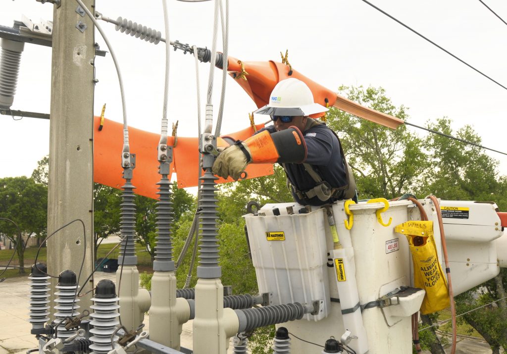 Testing 'Self-Healing' Grid Technology - OUConnect