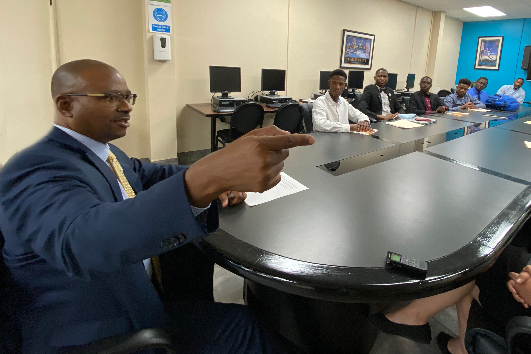 OUC EXEC SHARES SUCCESS TIPS WITH JOB TRAINEES - OUConnect